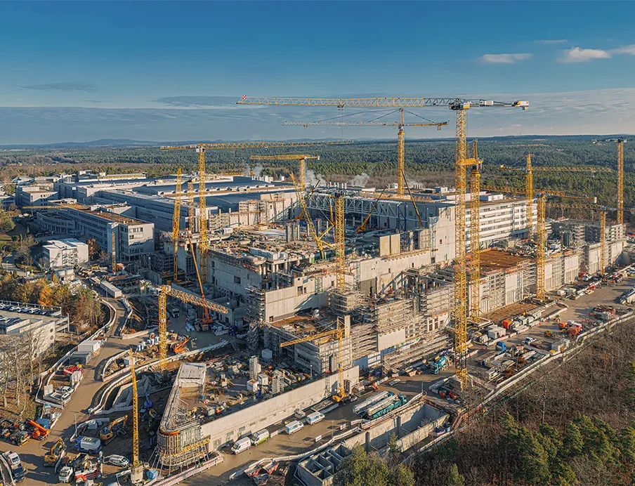 Halbleiter-Fabrik von Infineon darf mit fast einer Milliarde Euro ...